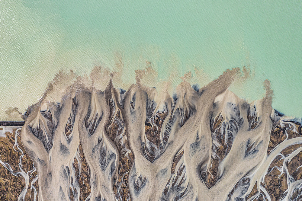 Earth's canvas - GEOSCIENTIST